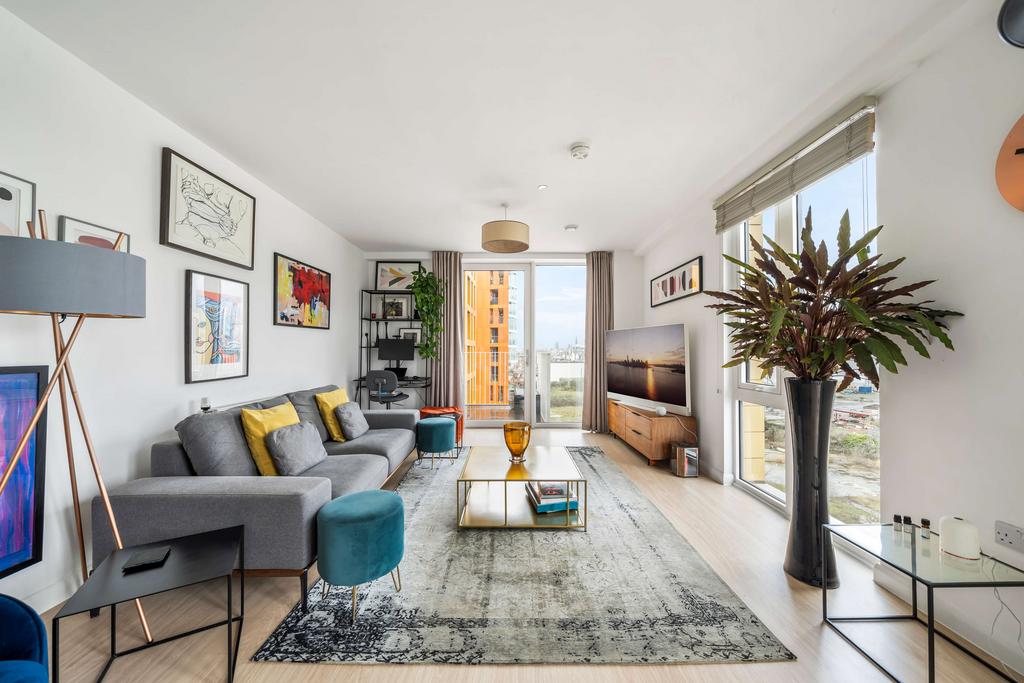 at Flat 605 Morse Lodge, 134... 2 bed apartment for sale - £540,000