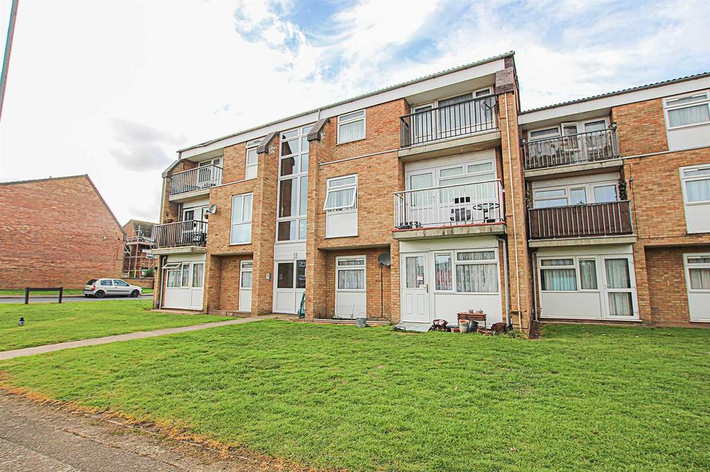 Noel Murless Drive, Newmarket CB8 1 bed flat for sale - £145,000