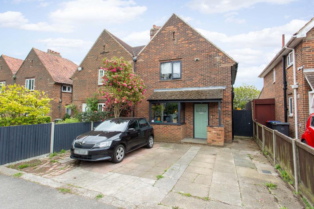 Forty Acres Road, Canterbury, Kent, CT2 3 bed semi-detached house for ...