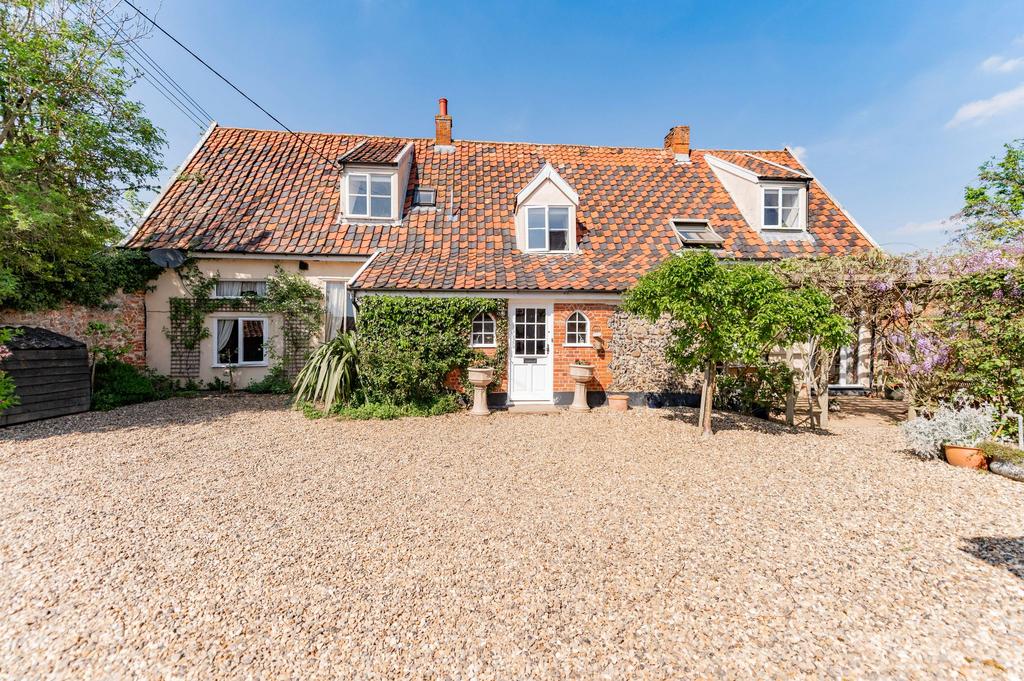 Back Street, Diss IP22 4 bed barn for sale - £550,000