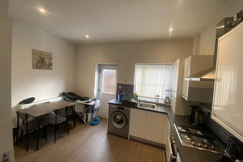 Houses for sale in L6 | OnTheMarket