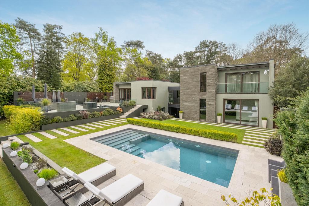 Springfield Road, Camberley, Surrey... 4 bed detached house for sale ...