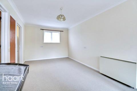 Bungalows For Sale In Pitsea | OnTheMarket