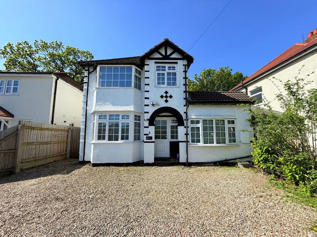 Radbourne Road, Shirley 3 bed detached house - £475,000