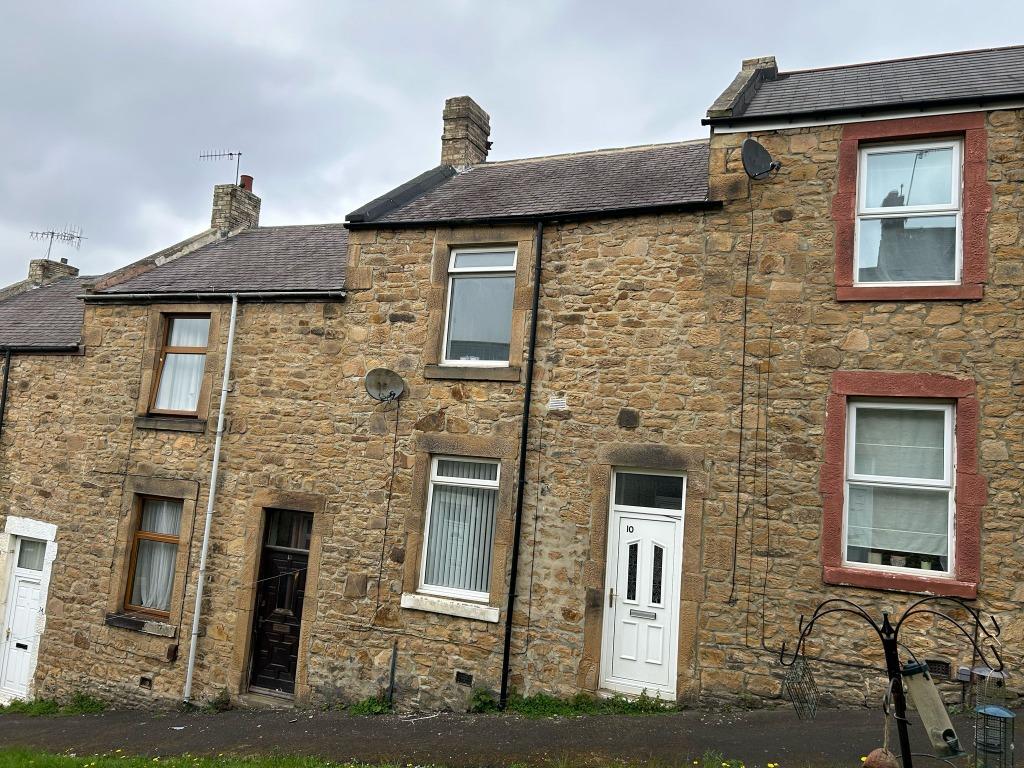 Helen Street, Winlaton... 2 bed terraced house - £695 pcm (£160 pw)