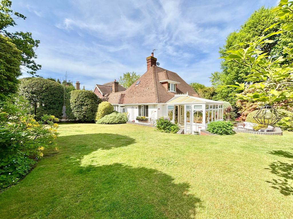 Ninfield Road, Bexhill-on-Sea, TN39 4 bed detached house for sale - £ ...