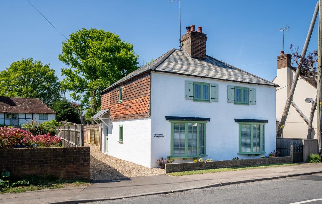 Brooks Green Road, Coolham, RH13 4 bed detached house for sale - £650,000