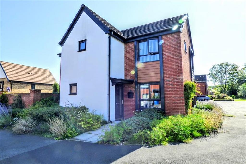 Castlefields, Runcorn WA7 3 bed detached house for sale - £230,000