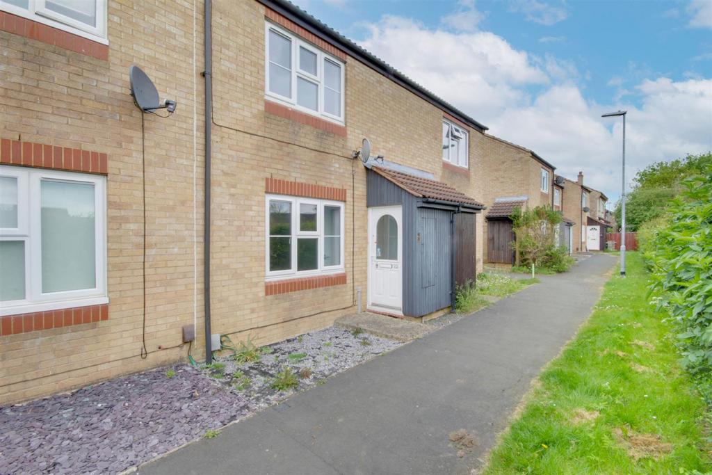 Granta Close, St. Ives, PE27 2 bed terraced house - £220,000
