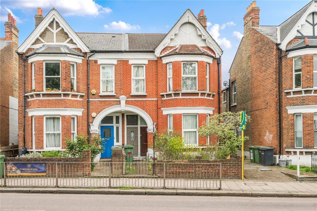 Brockley Rise, London 2 bed apartment for sale - £480,000