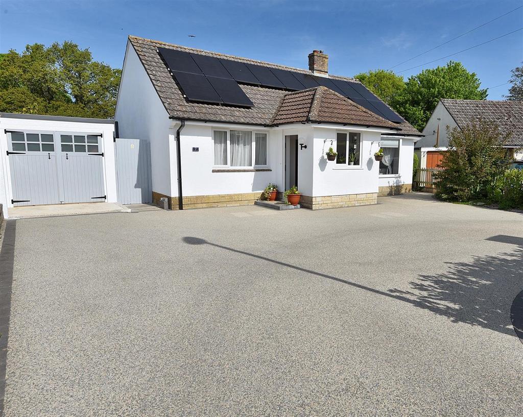 Partway Lane, Hazelbury Bryan... 3 bed detached bungalow - £500,000