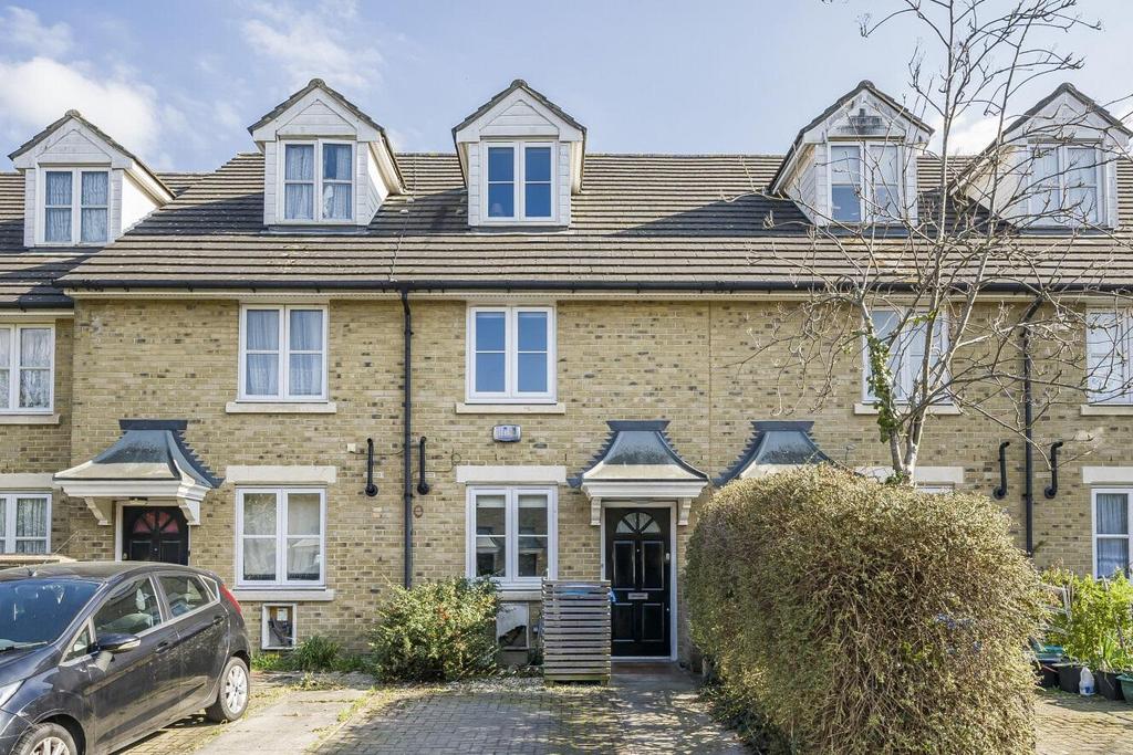 Banfield Road, Peckham, London, SE15 3 bed terraced house for sale - £ ...