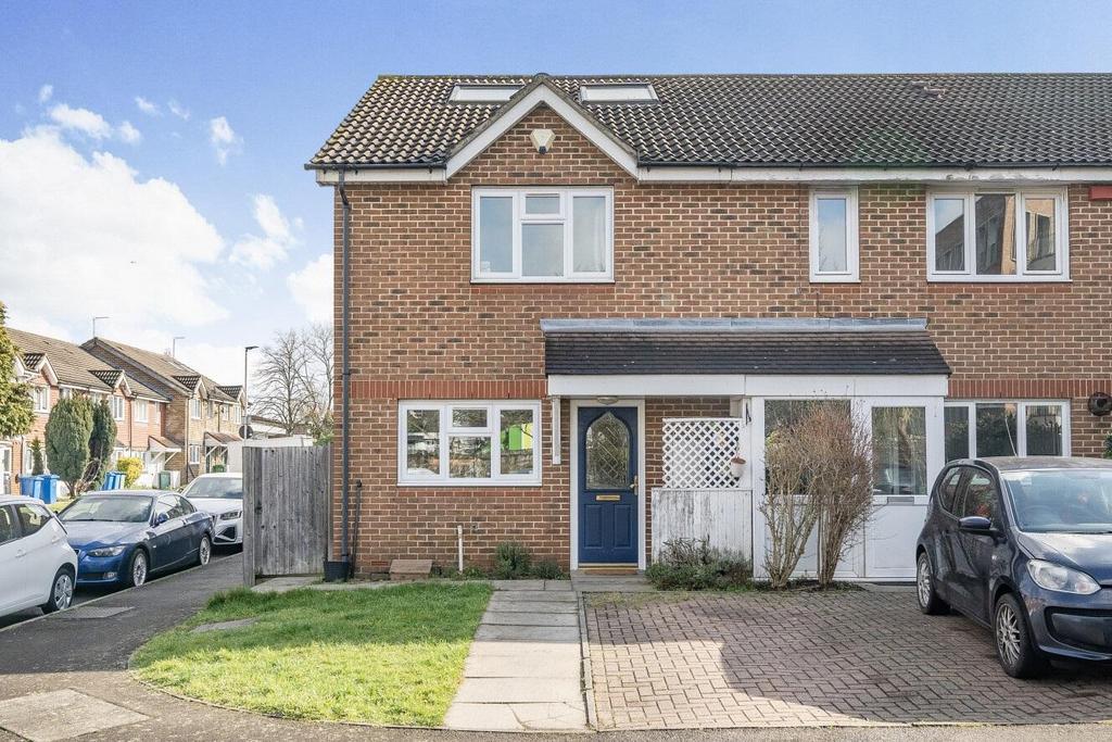 Sandlings Close, Peckham Rye, London... 3 bed end of terrace house for ...