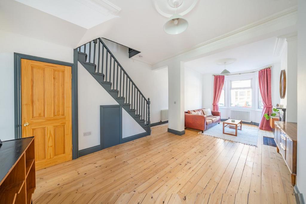 Holbeck Row, Peckham, London, SE15 2 bed terraced house - £775,000