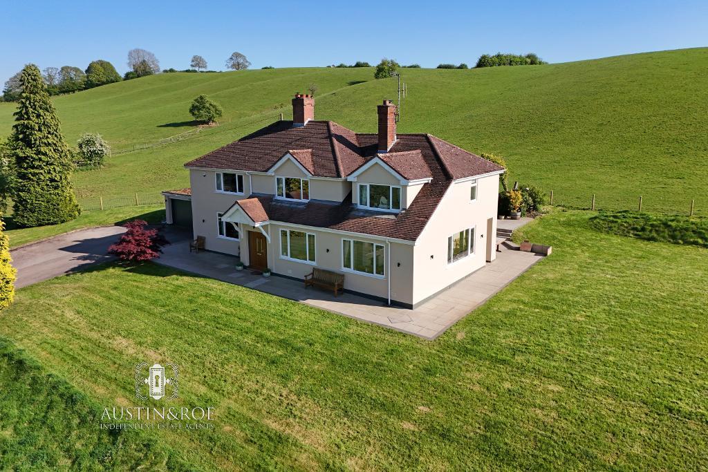 Oulton Heath, Stone ST15 5 bed detached house for sale - £795,000