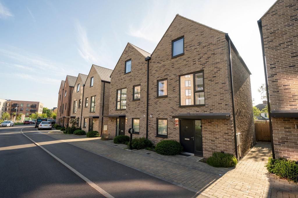 Clara Rackham Street, Cambridge, CB1 3 bed townhouse for sale - £750,000