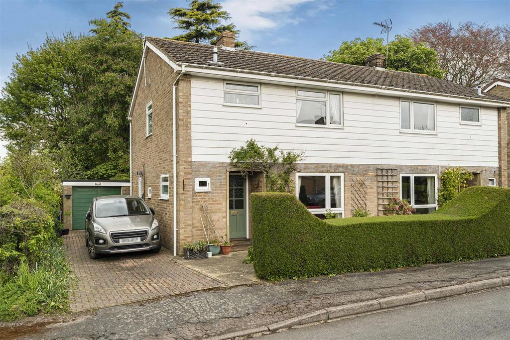 Trinity Close, Balsham CB21 2 bed semi-detached house for sale - £350,000