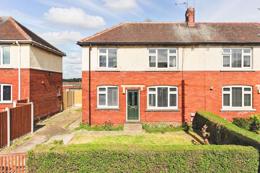 Shepley Street, Wakefield WF1 2 bed semi-detached house - £160,000