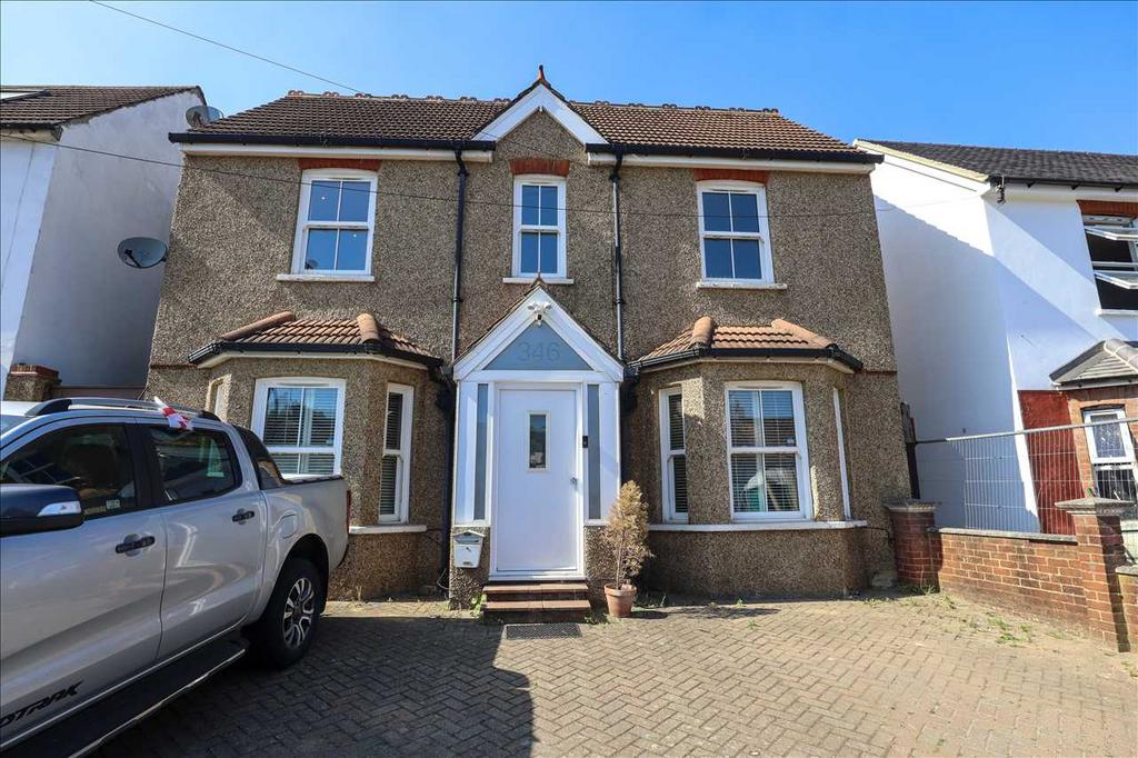 Chipstead Valley Road 5 bed detached house for sale - £650,000