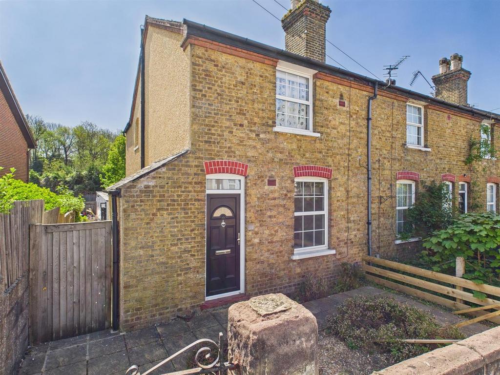 Chipstead Valley Road, Coulsdon CR5 3 bed end of terrace house to rent ...