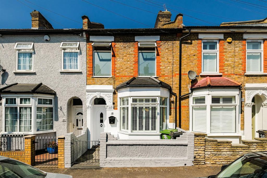 George Road, Chingford 2 bed terraced house for sale - £450,000