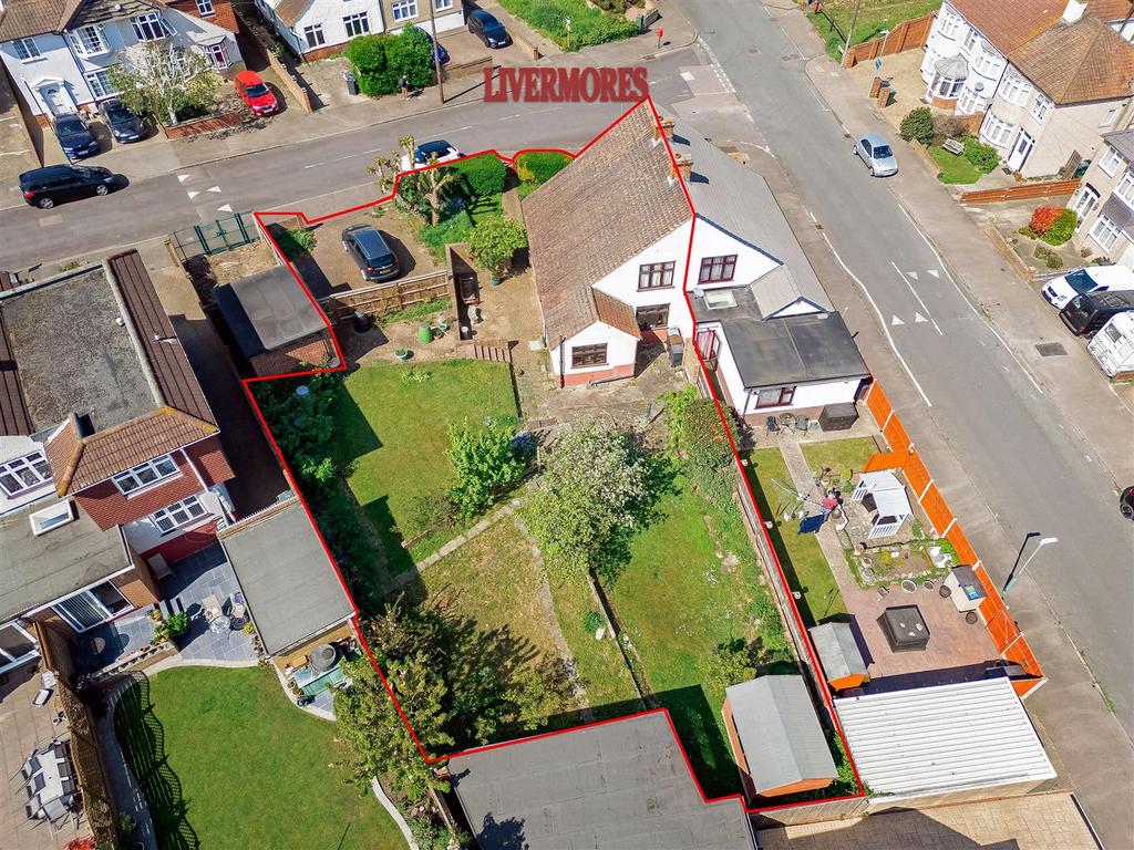 Stanham Road, Dartford 3 bed semi-detached house for sale - £495,000