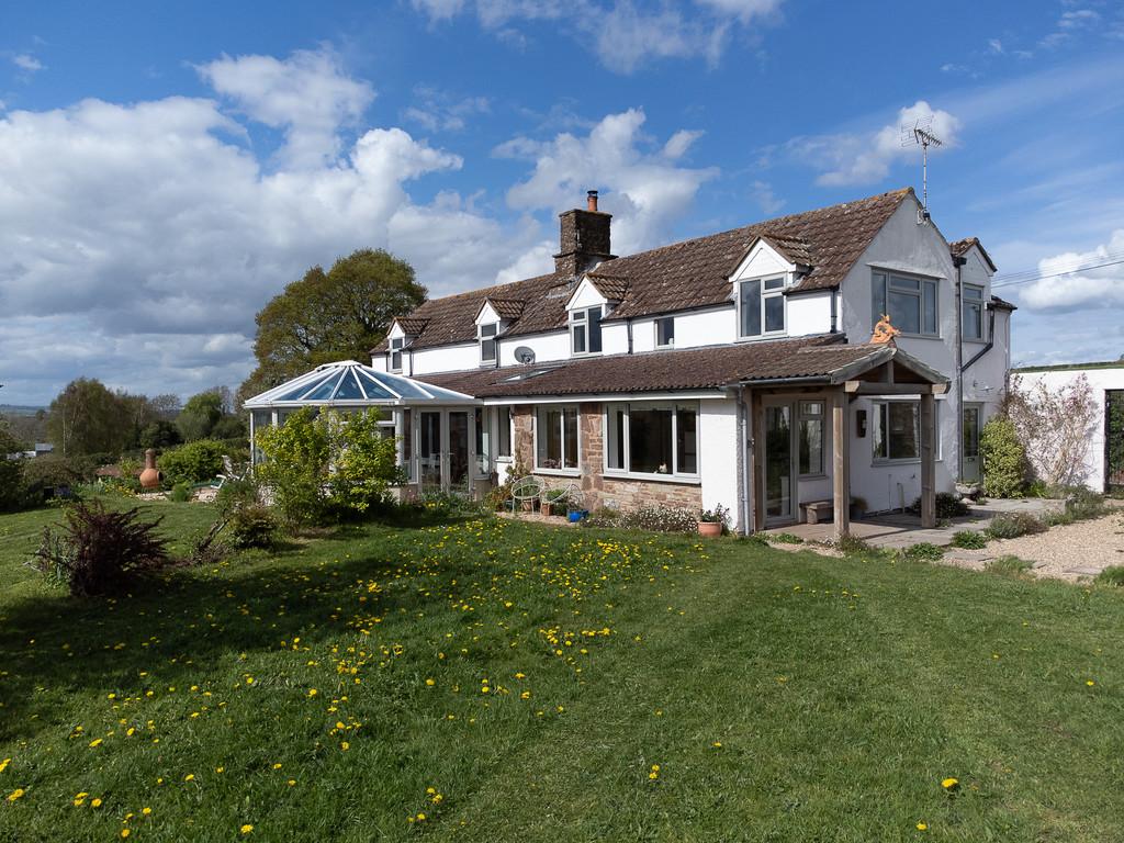 Llangarron, Extensive Gardens & Fine... 3 bed detached house for sale ...