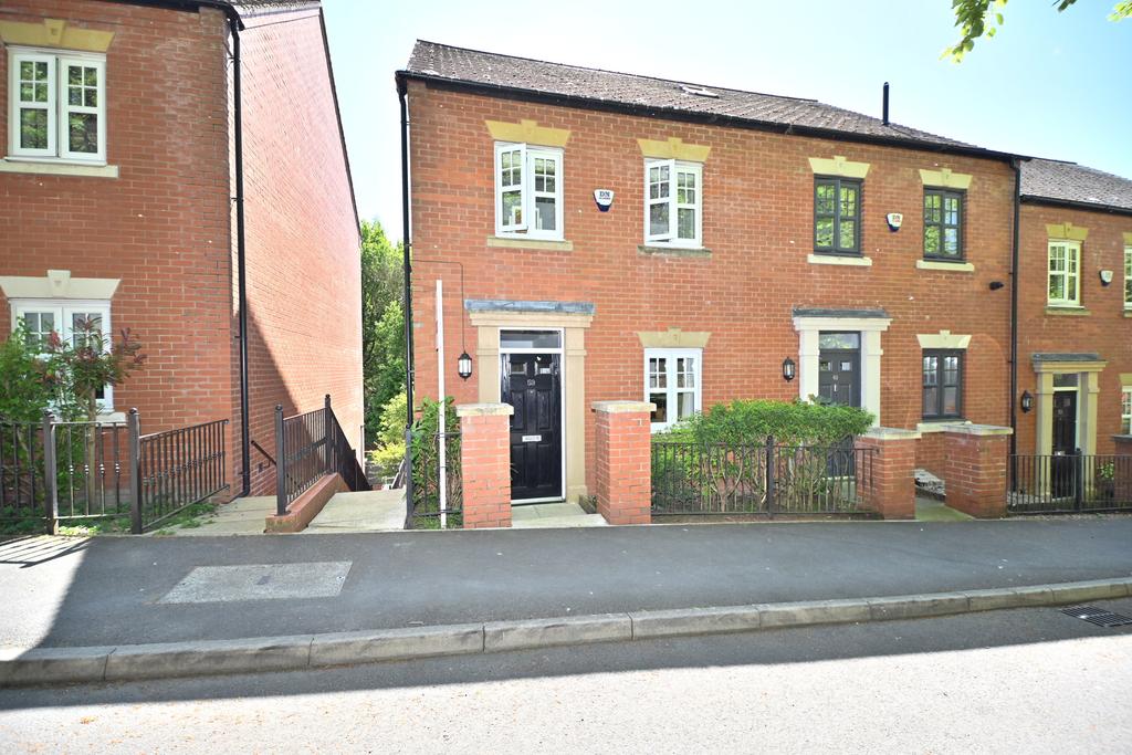 Mill Lane, Wigan WN2 3 bed townhouse - £300,000