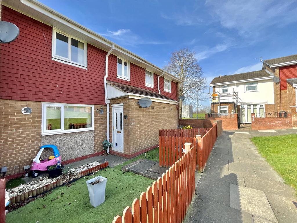 Marian Court, Gateshead, NE8 3 bed terraced house for sale - £110,000