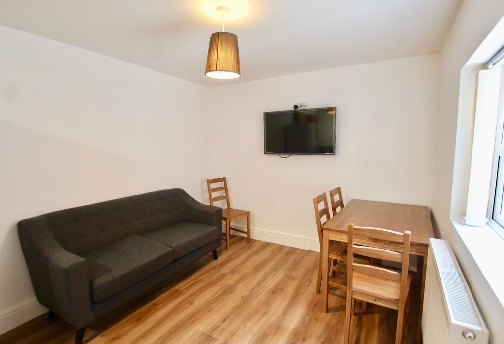 41B Derby Road, Nottingham 3 bed flat to rent - £1,716 pcm (£396 pw)