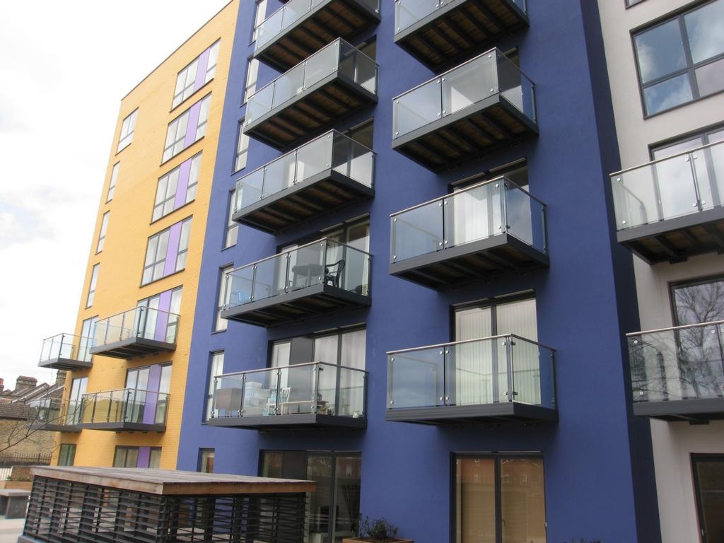 Baquba Building, Connington Road... 2 bed flat to rent - £1,600 pcm (£ ...