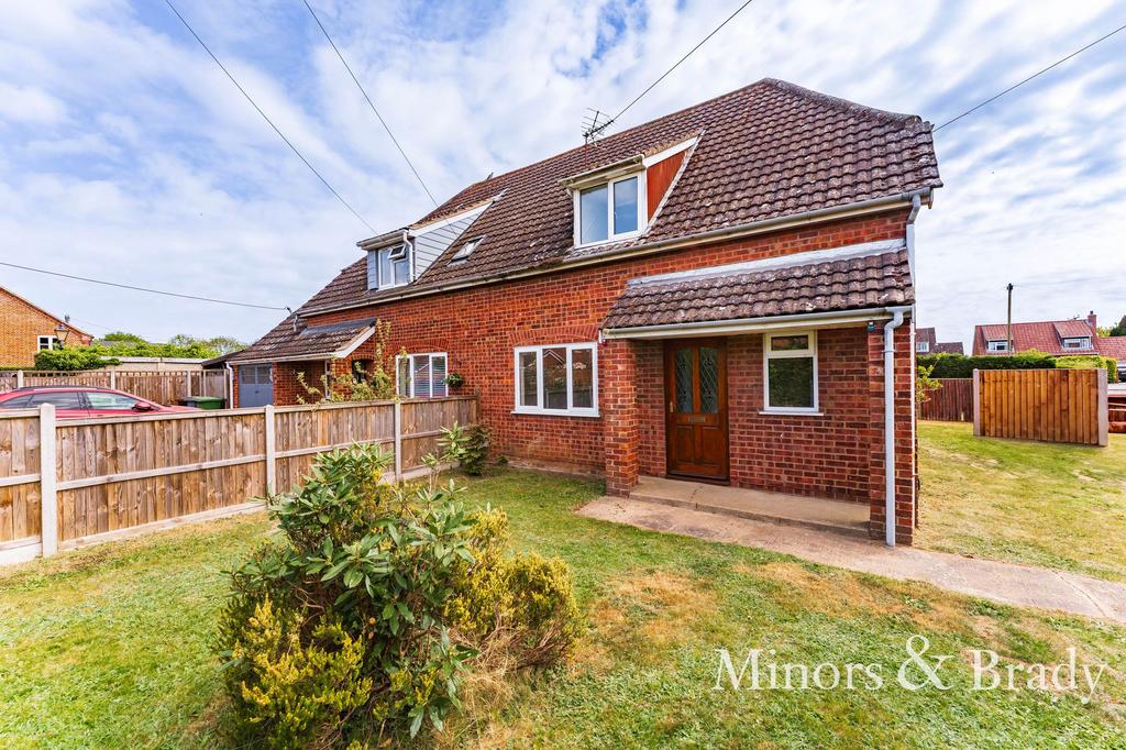 Redmere Close, Frettenham 3 bed semi-detached house - £1,100 pcm (£254 pw)