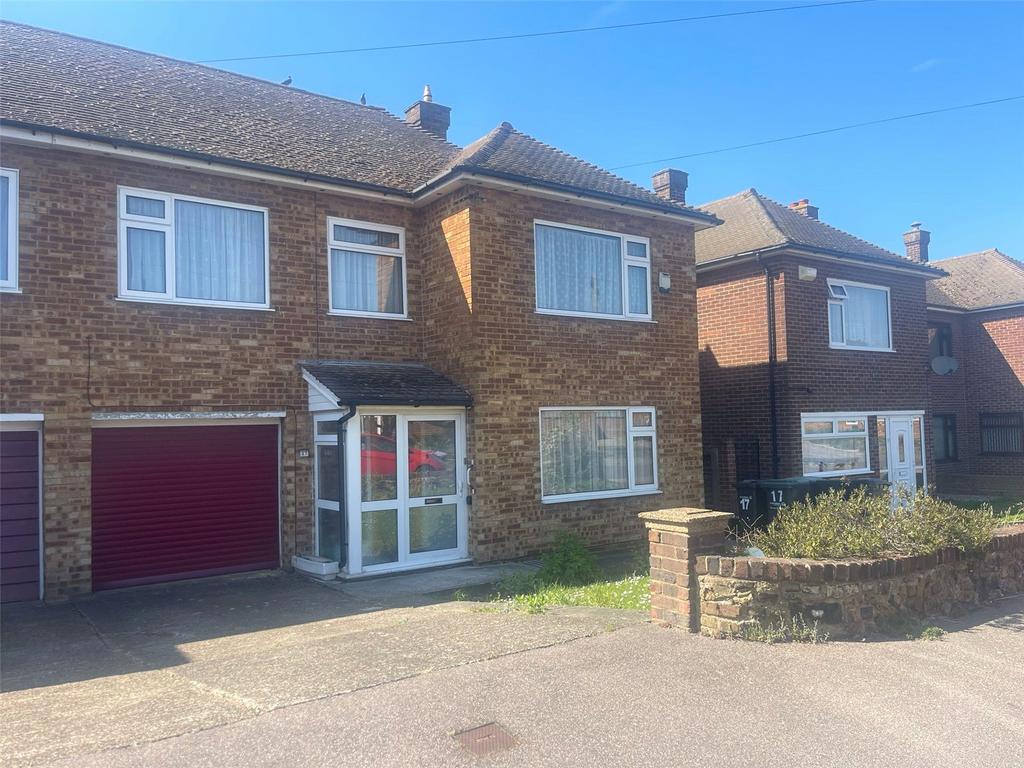 Dorset Crescent, Gravesend, Kent, DA12 4 bed semi-detached house for ...