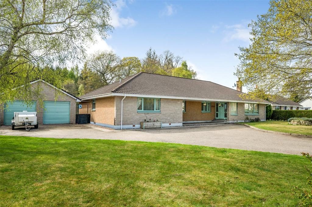 The Oaks, Croy, Inverness, Highland, IV2 4 bed bungalow - £415,000