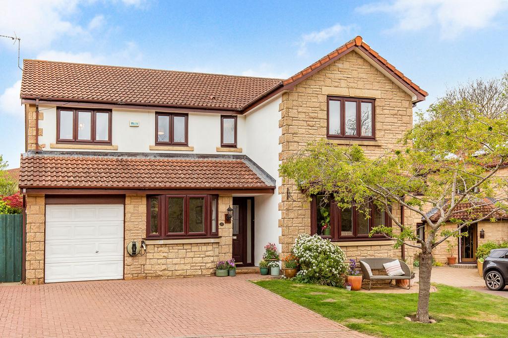 23 Knowelsey Park, Haddington, EH41 3TB 5 bed detached house - £475,000