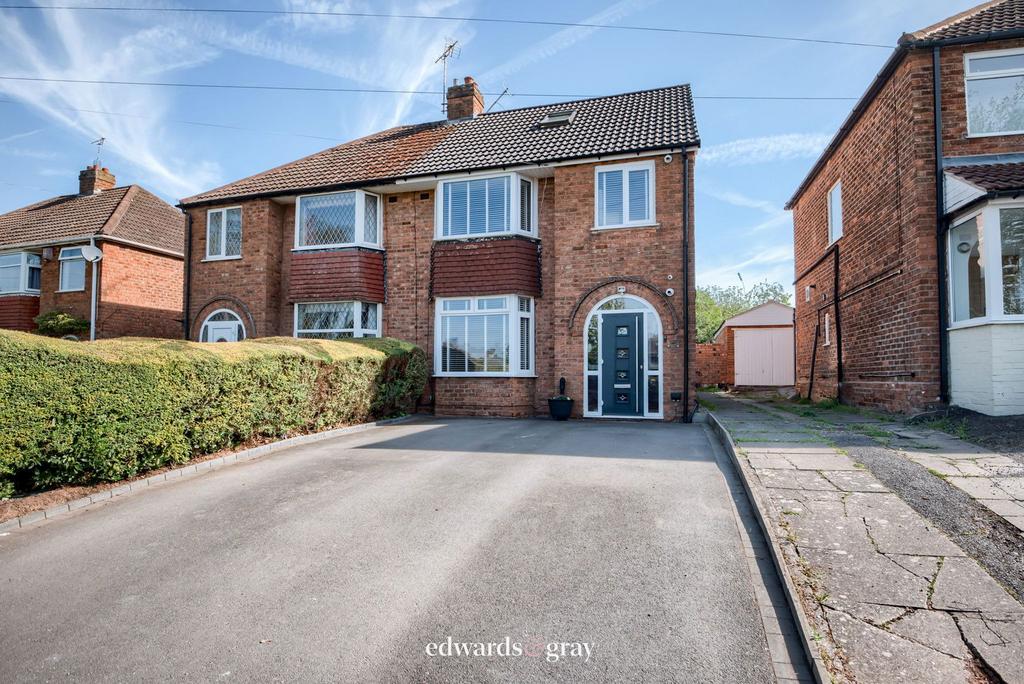 Old Lode Lane, Solihull, B92 8LW 4 bed semi-detached house for sale - £ ...