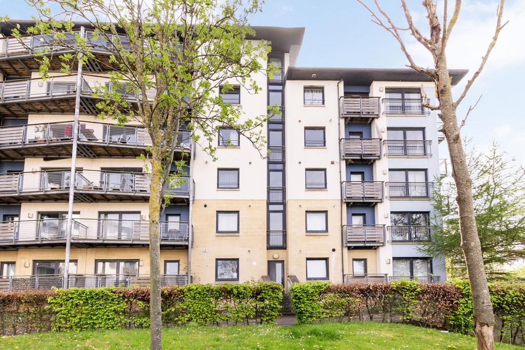 5/5 Drybrough Crescent, Peffermill... 2 bed flat - £185,000