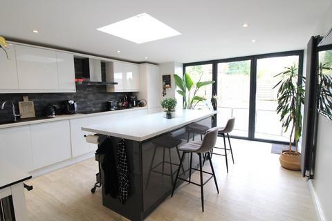Houses for sale in Oakworth | OnTheMarket