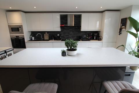 Houses for sale in Oakworth | OnTheMarket