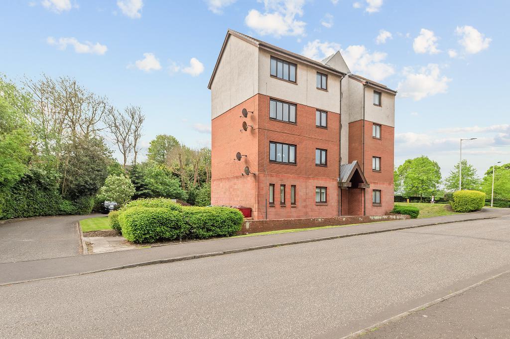 New Carron, Falkirk FK2 1 bed flat - £83,995