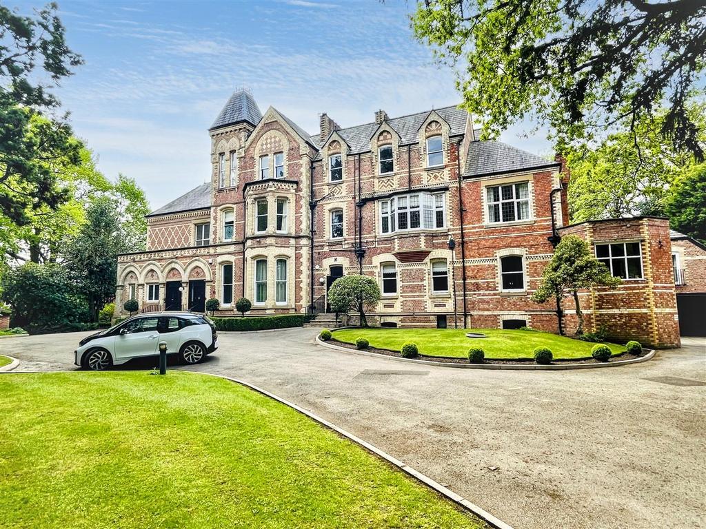 Devisdale Road, Altrincham 1 bed apartment for sale - £299,950