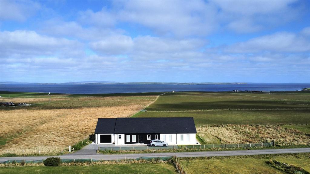 Kilchattan, 6 Fea Hill, Tankerness... 5 bed detached house - £360,000