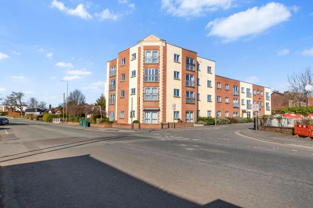 Borron Road, White Cross Court Borron... 2 bed apartment for sale - £ ...