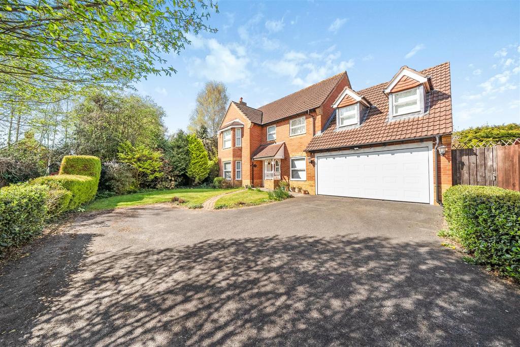 Rogers Walk, Bridgeyate, Bristol 4 bed detached house for sale - £675,000
