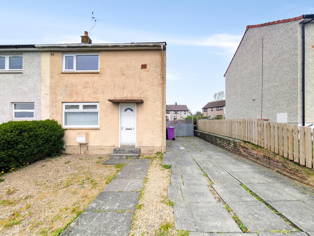 Wheatley Road, Saltcoats KA21 2 bed end of terrace house - £80,000
