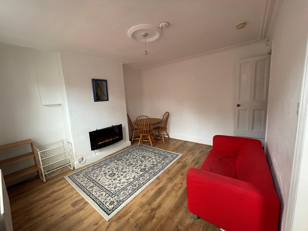 Leeds LS6 2 bed terraced house for sale - £170,000