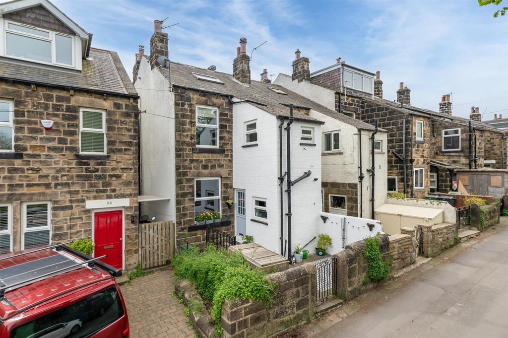 Danefield Terrace, Otley LS21 2 bed end of terrace house - £199,950
