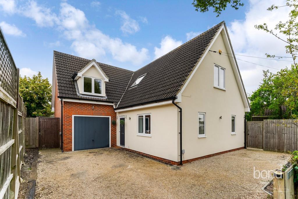 Southend Road, Howe Green CM2 4 bed detached house for sale - £650,000