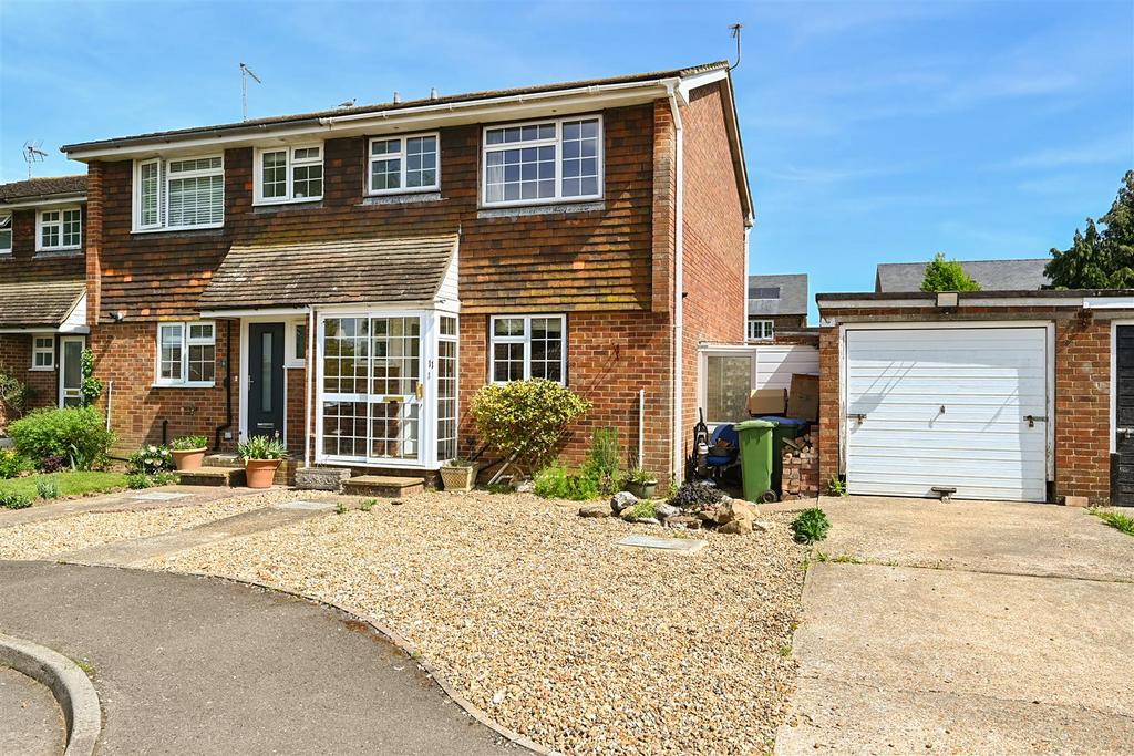 Barn End, Henfield 2 bed end of terrace house for sale - £315,000