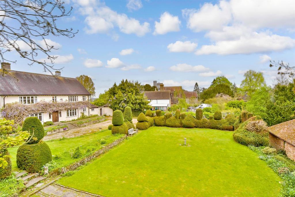 The Street, Hartlip, Sittingbourne, Kent 6 bed detached house for sale ...